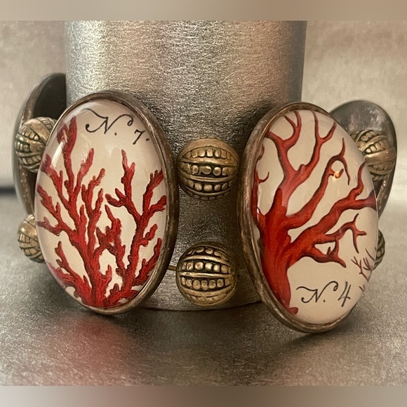 Joolz Hayworth | Jewelry | Bracelet Beautiful Glass Domes Cover Coral ...